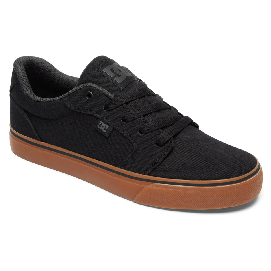 DC – La tienda Skate mas grande de Colombia